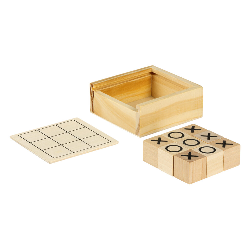 Игра TACTIC, 9/1, кремаста – promocija.com.mk